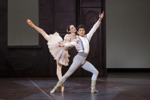 Anbeta Toromani viva l’Italia viva la danza ci riprenderemo ne sono sicura