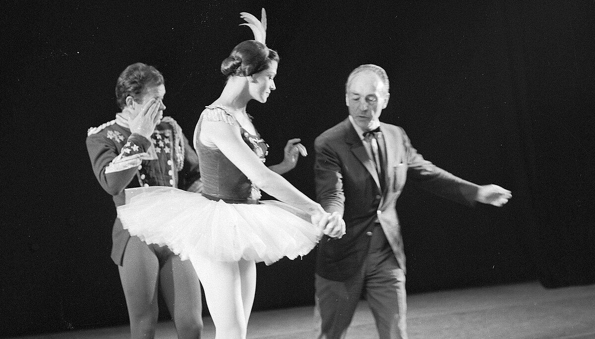 George Balanchine, classico, rivoluzionario e visionario "Padre" del Balletto