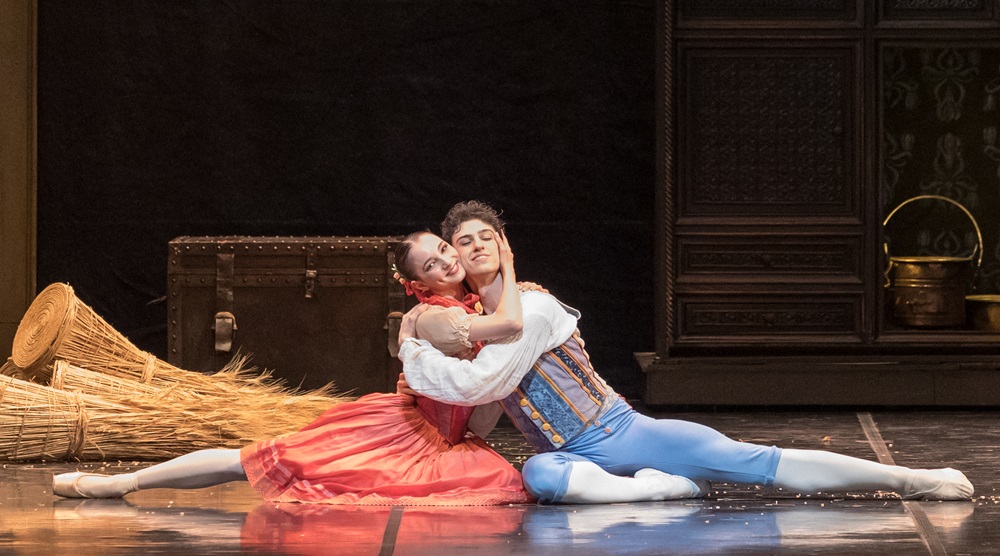 “La fille mal gardée” di Frédéric Olivieri debutta a Bologna