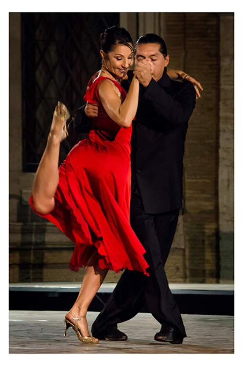 “Tango historias de amor”: i ritmi della milonga in scena al Nuovo di ...